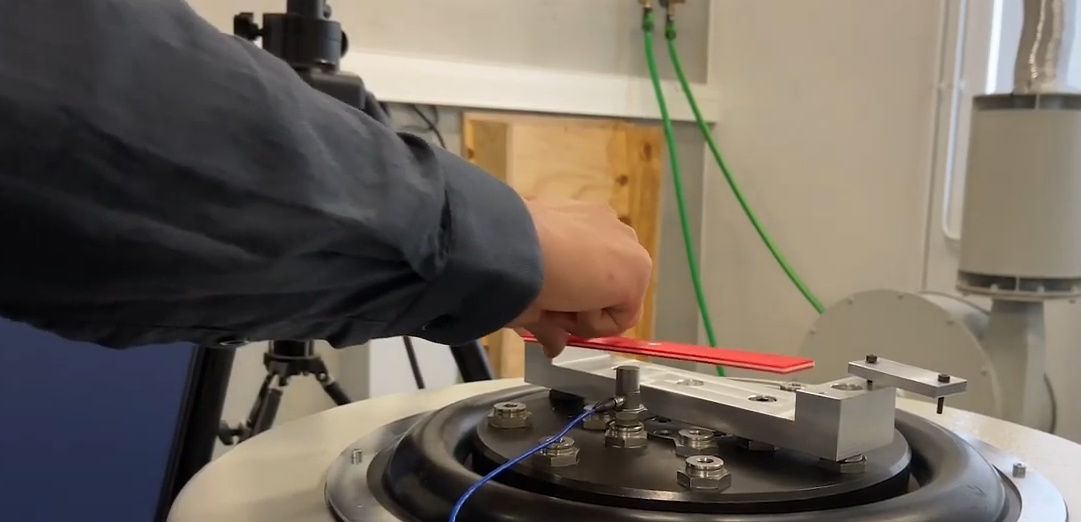 Amortissement Des Vibrations Par Les Composites Issus De La Fabrication Additive Année Mécanique